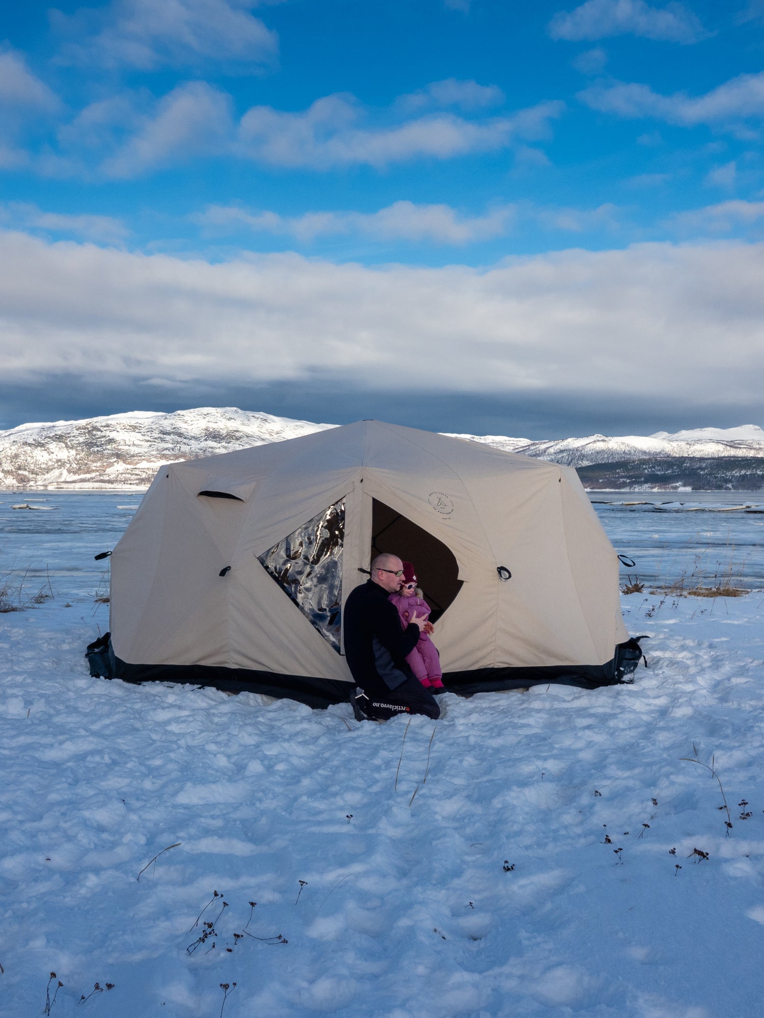 Arctic Lavvo AS er ledende norsk produsent av telt og lavvo! – Arcticlavvo